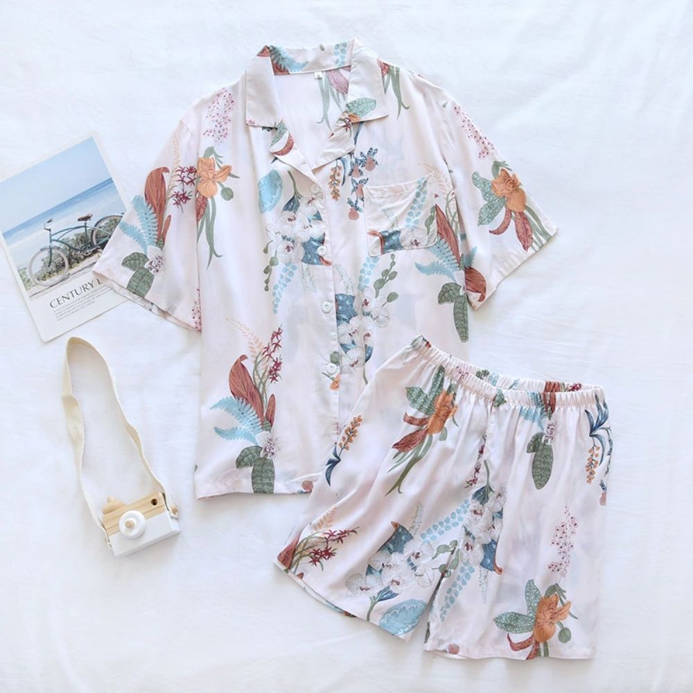 Traliza – Lounge Edit