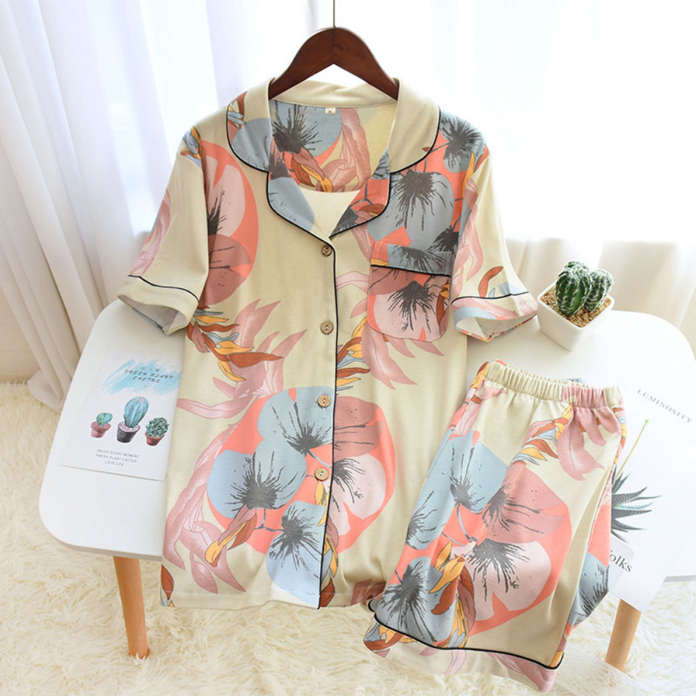 Nazda – Lounge Edit